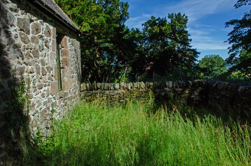 The exterior of St. Mary’s Chapel – Clan Colquhoun – Official Clan ...